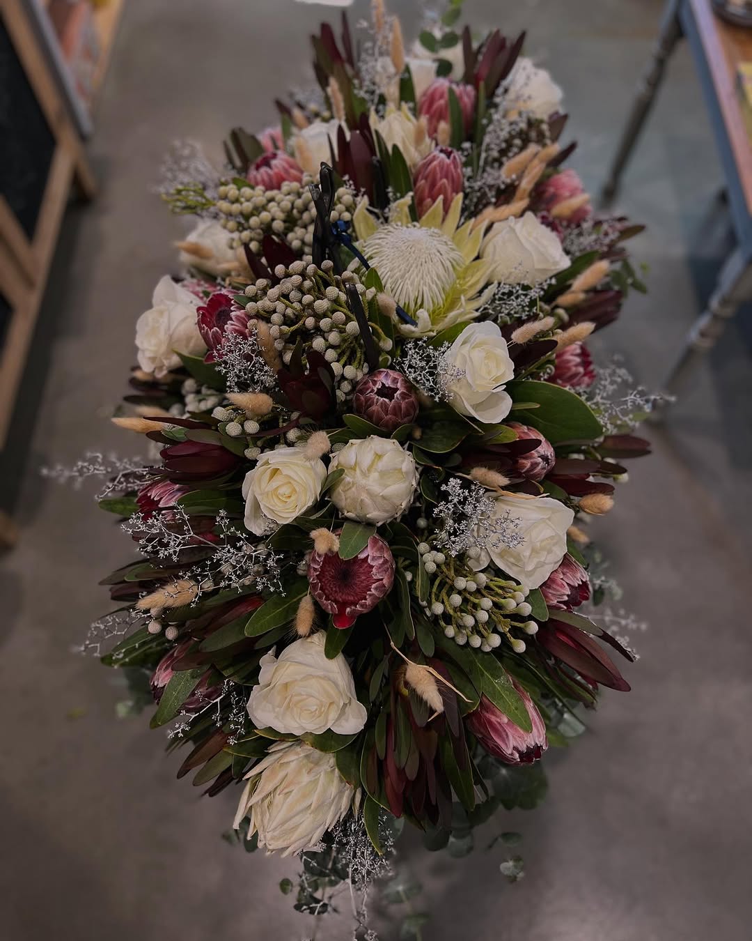 21 Thoughtful Funeral Flower Ideas to Express Your Love and Sympathy