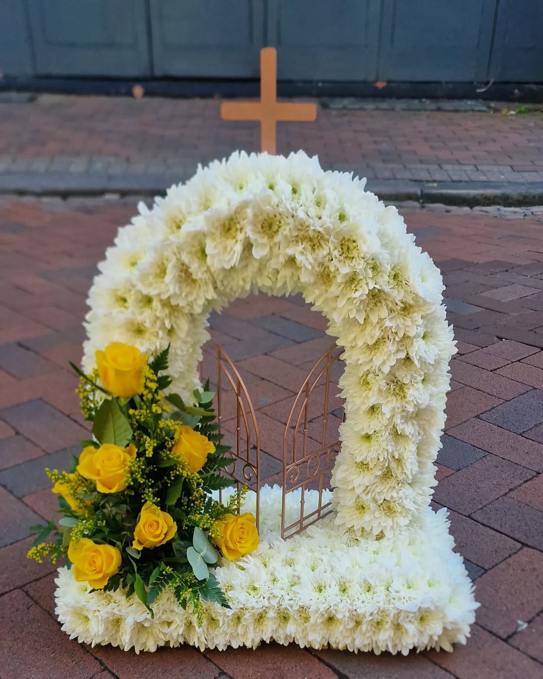 21 Thoughtful Funeral Flower Ideas to Express Your Love and Sympathy
